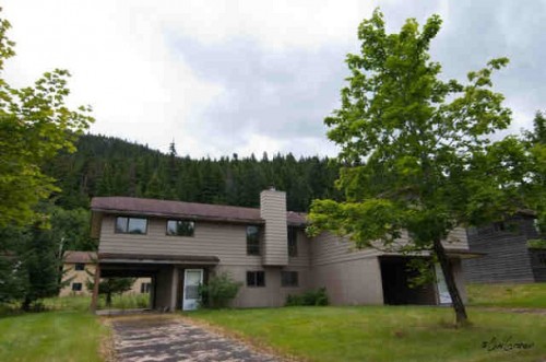 There's A Ghost Town In Canada That Stands Frozen In Time (66 Pics ...