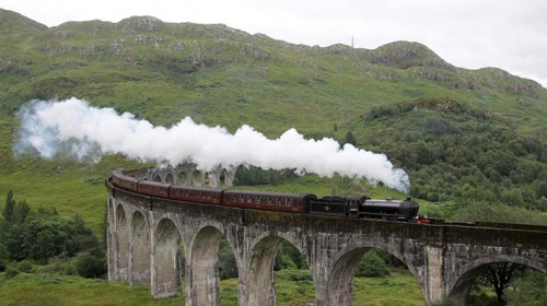 10 Scariest Train Rides In The World - Atchuup! - Cool Stories Daily